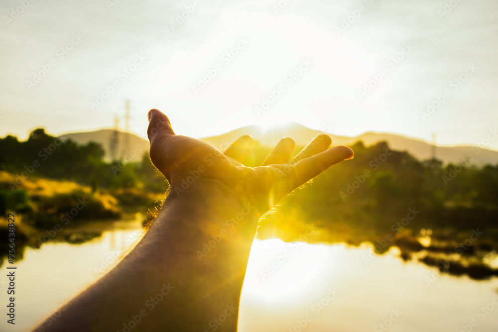 Use hand to touch the sun light in the morning, Pick up the sun, Close ...