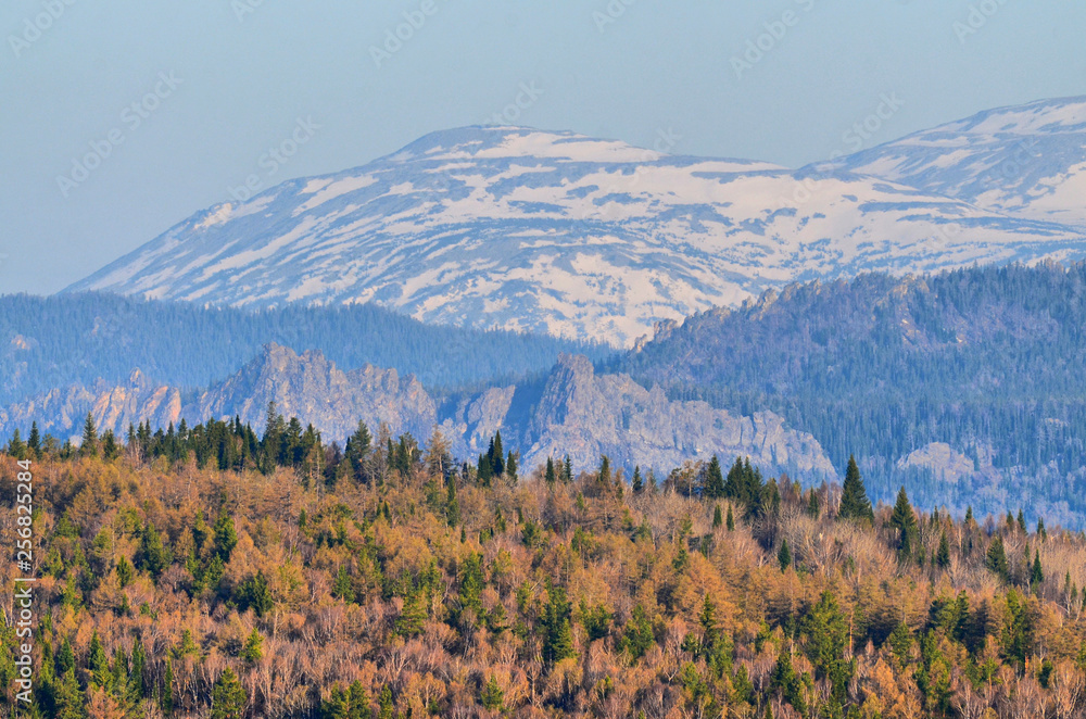 Yamantau is the highest mountain in the southern Urals. The height of ...