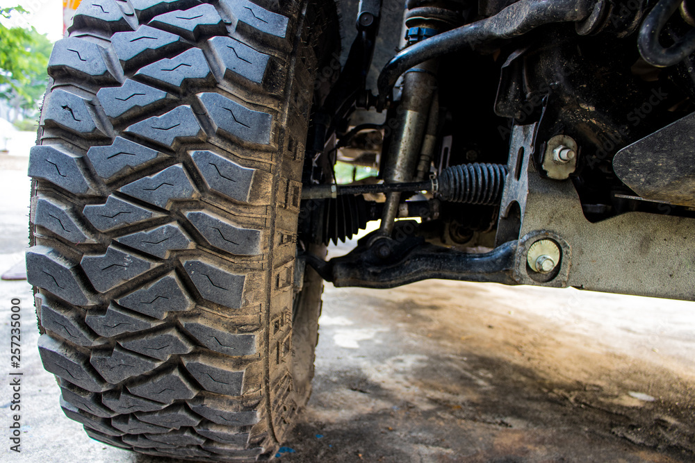 The off-road car or 4x4 car shows the suspension and shock-up system ...