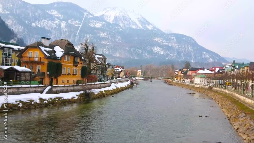 Video Stock The Mount Katrin dominates the skyline of Bad Ischl, its ...
