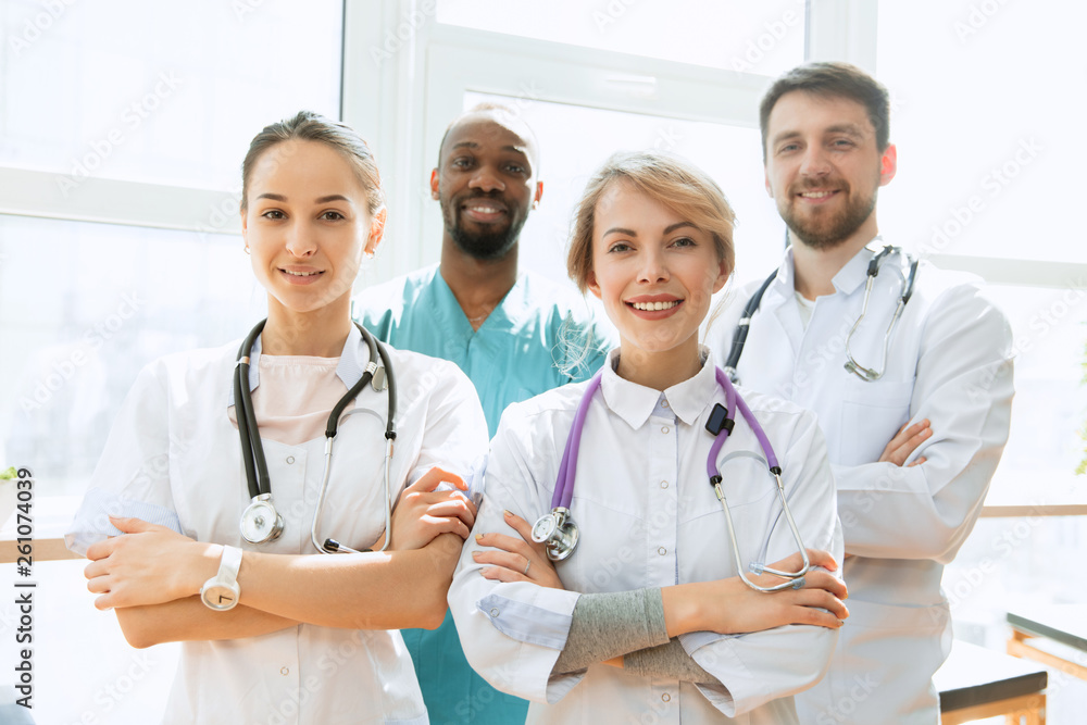 Healthcare people group. Professional male and female doctors posing at ...