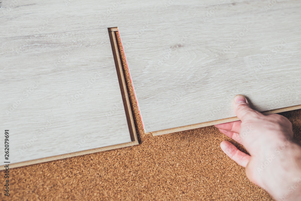 Learn to install laminate - a floating floor device - mounting ...