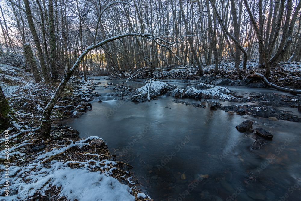 Rio sorbe nevado Stock Photo | Adobe Stock