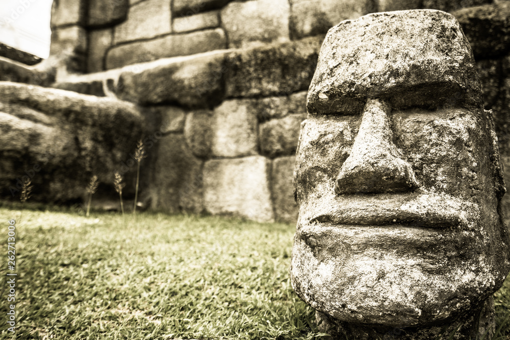 Moai are monolithic human figures carved by the Rapa Nui people on ...