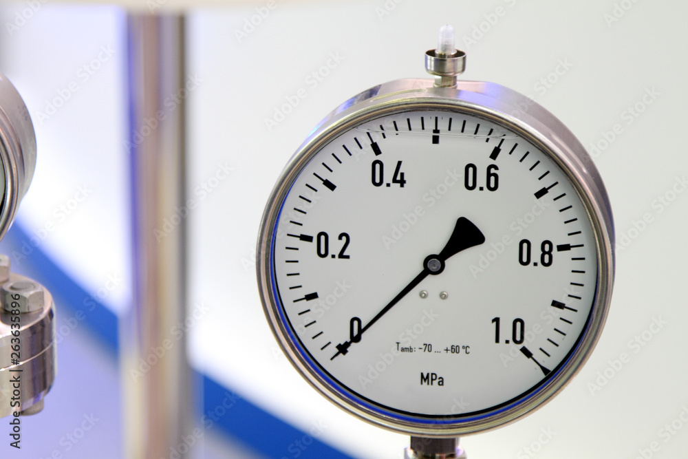 Foto de Manometer - a device for measuring the pressure of fluid in the ...