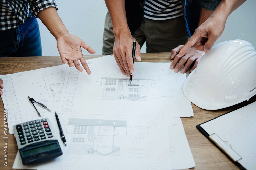 Foto de Architecture Engineer Teamwork Meeting, Drawing and working for ...