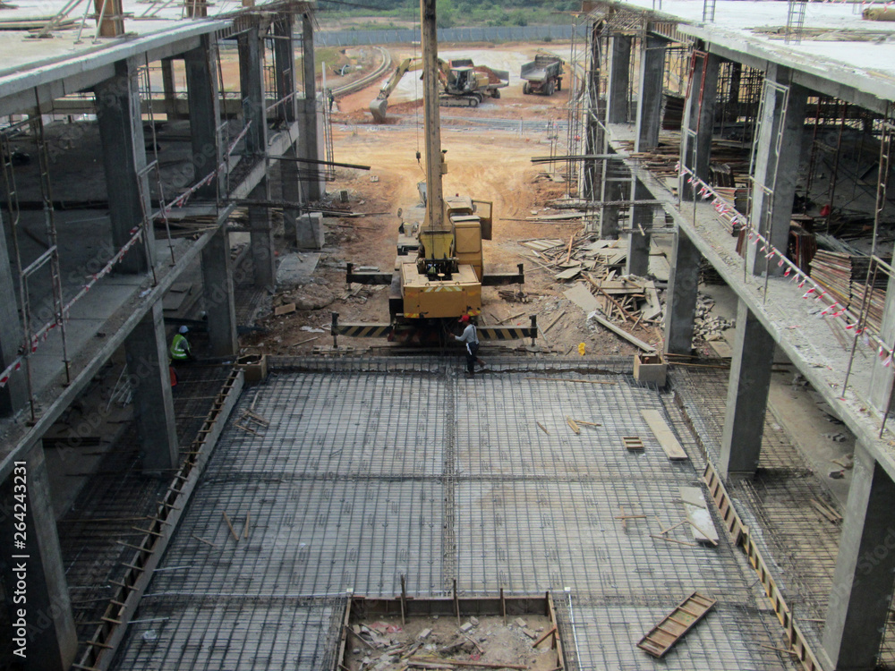 Floor slab and beam reinforcement bar under fabrication at the ...