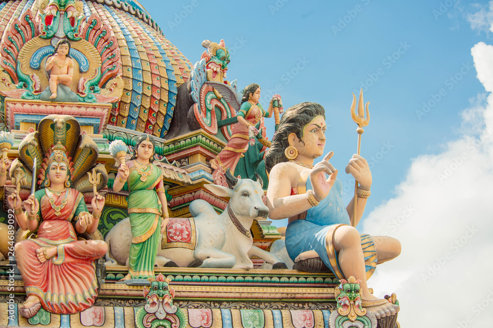 Poster Sri Mariamman hindu temple in Singapore. – Wall Art | UkPosters