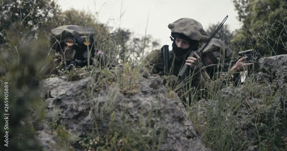 Israeli soldiers in a surveillance and reconnaissance mission using ...