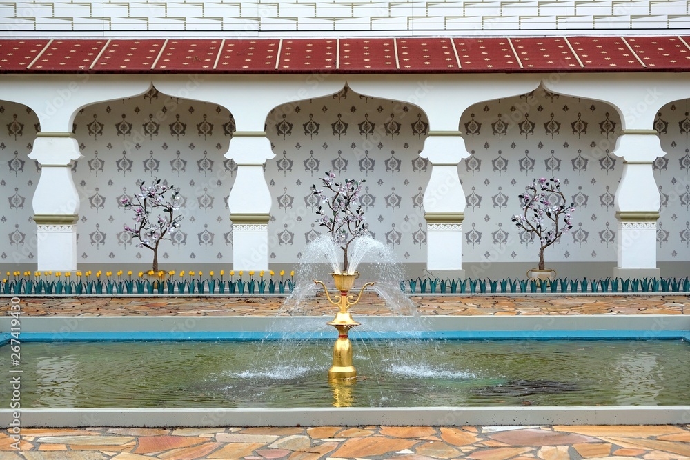 Traditional Persian design of the persian palace with painted walls ...