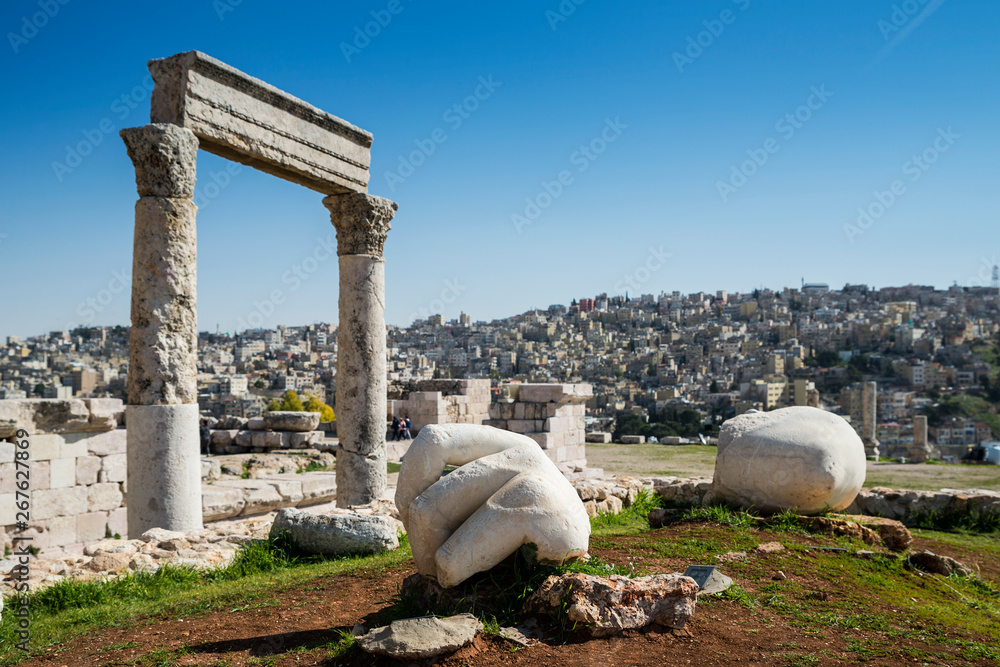 Hand of Hercules and ruins of the temple at the Amman Citadel, Amman ...