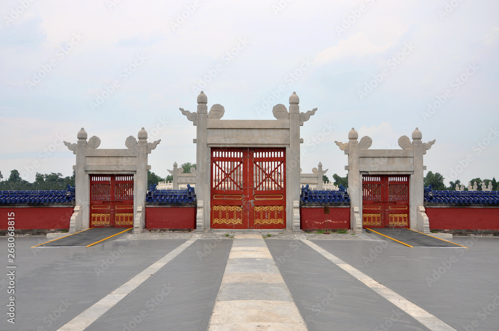 Archway Gates to the Round Altar (Circular Mound Altar) in Temple of ...