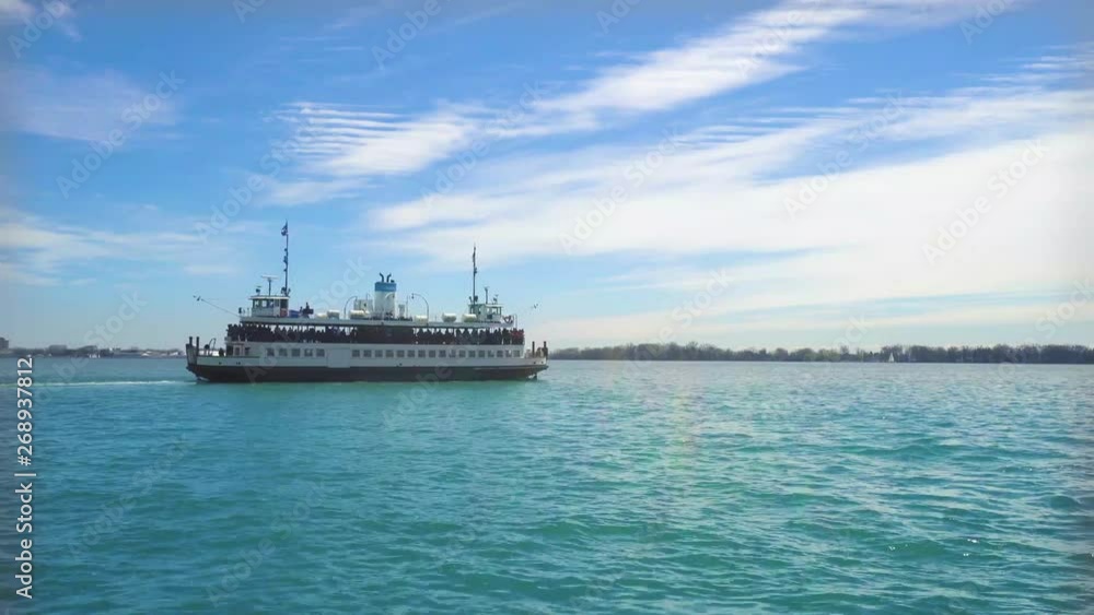 Toronto Islands Ferry bringing passengers to the Central Island and ...