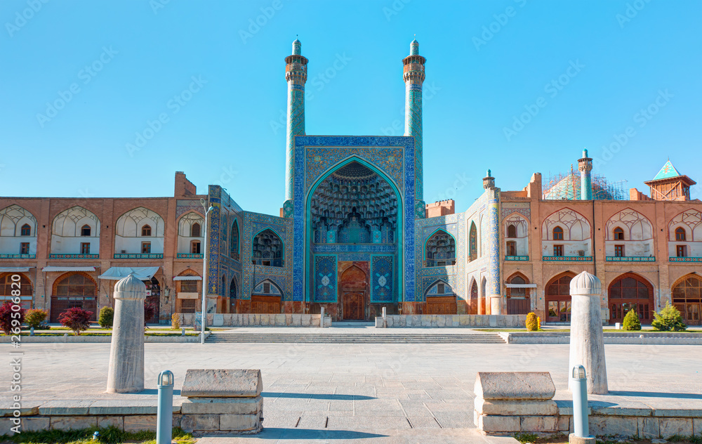 Shah (Imam) Mosque (Jameh Abbasi Mosque), Imam mosque - Ali Qapu Palace ...