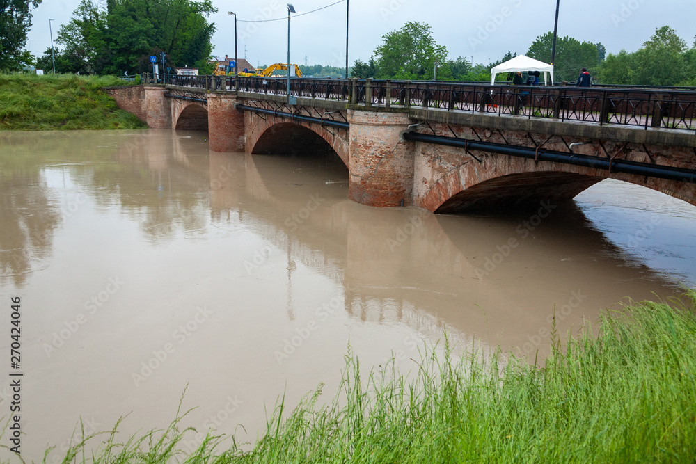 flooding of river embankments reinforcement to delimit the full emilia ...