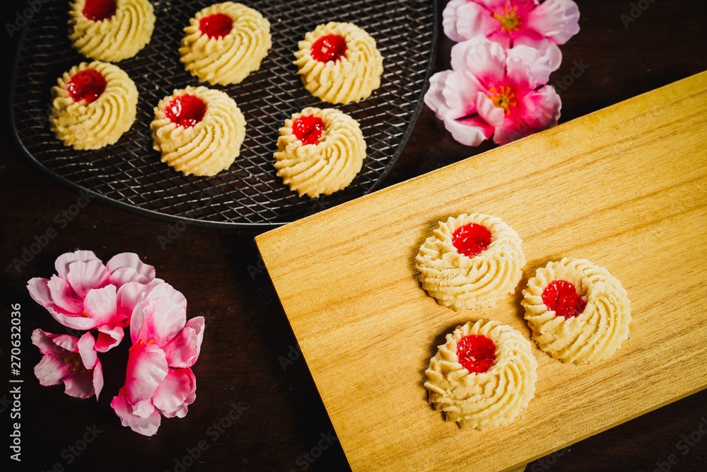 Kuih Semperit is a Malaysian traditional cookie, traditionally served ...