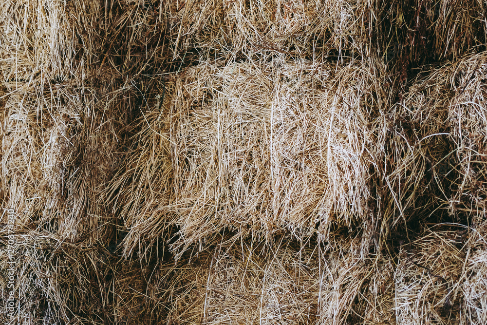 Stock de ballots de paille dans une ferme Stock Photo | Adobe Stock