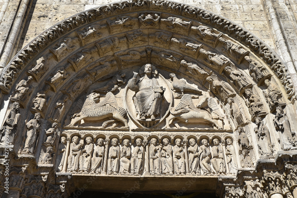 Statues de la cathédrale de Chartres Stock Photo | Adobe Stock