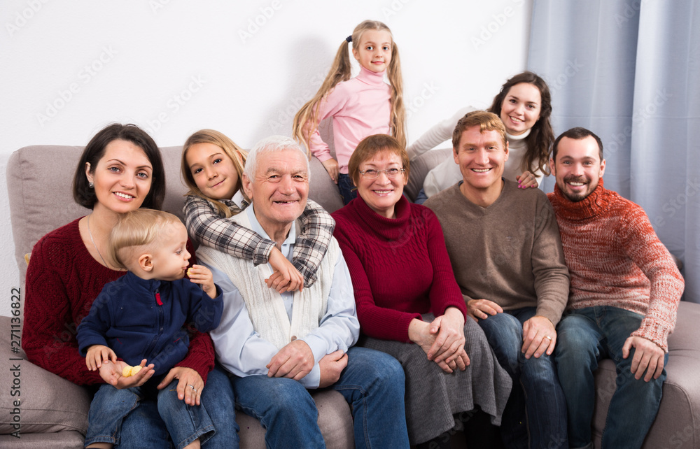 Grandparents 60-70 years old with children are photographing best ...