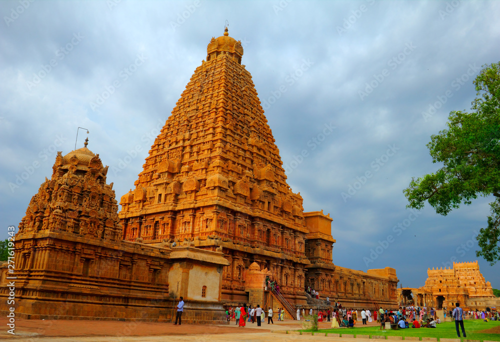 Beautiful view of ancient Hindu Sri Brihadeeswara Temple in Thanjavur ...