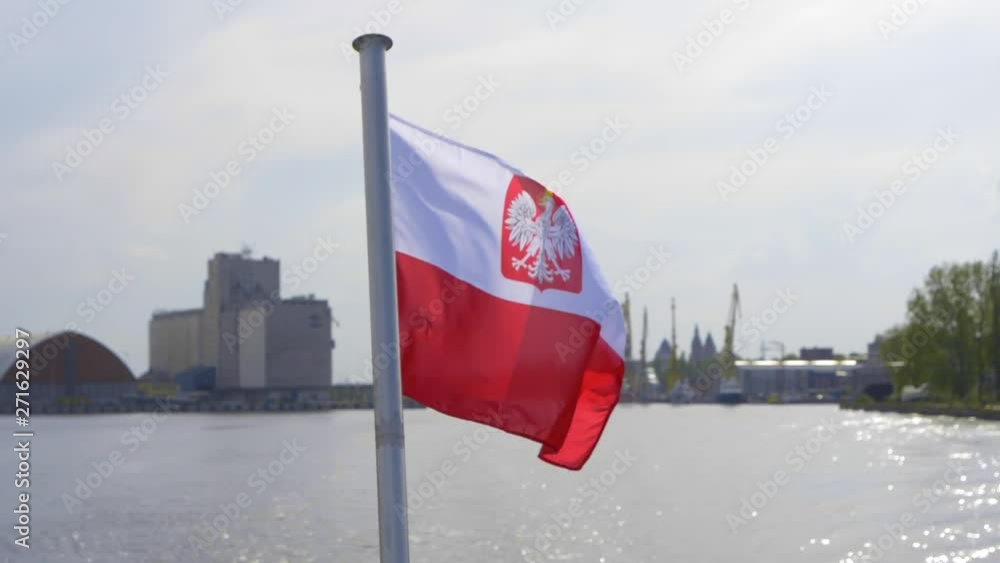 Vidéo Stock Polish flag with coat of arms on ship waving on wind on ...