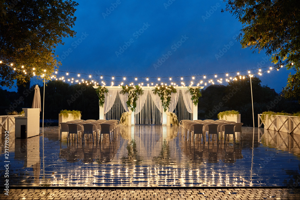 Outdoor Evening Wedding Ideas