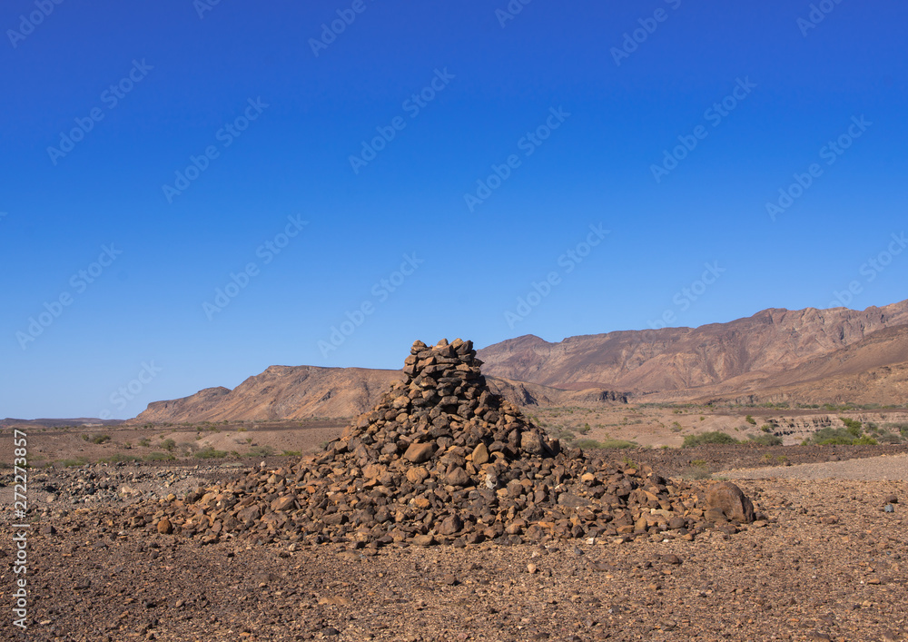 Old afar tribe grave in the danakil desert, Afar region, Semera ...