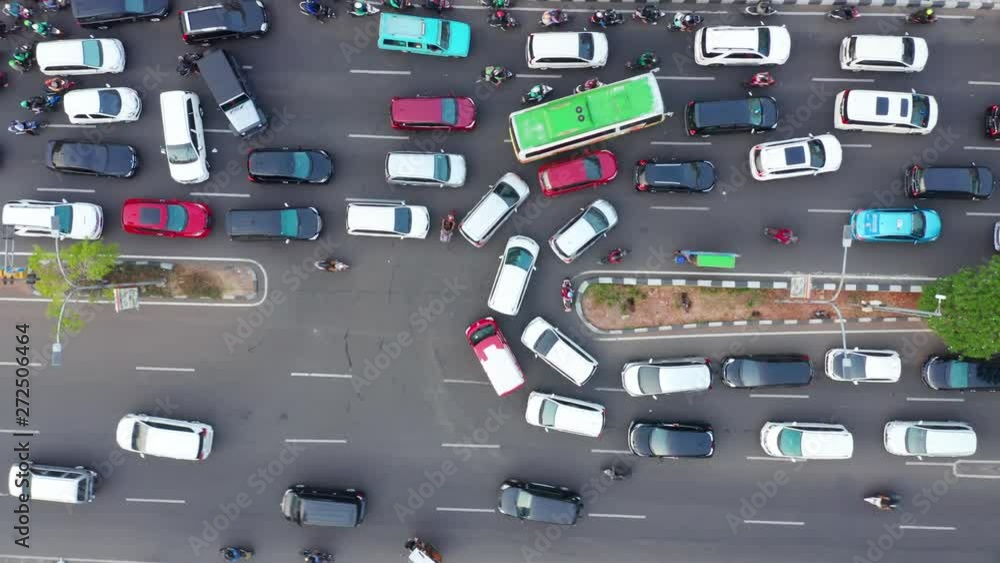 Vidéo Stock JAKARTA, Indonesia - May 27, 2019: Top down view of crowded ...