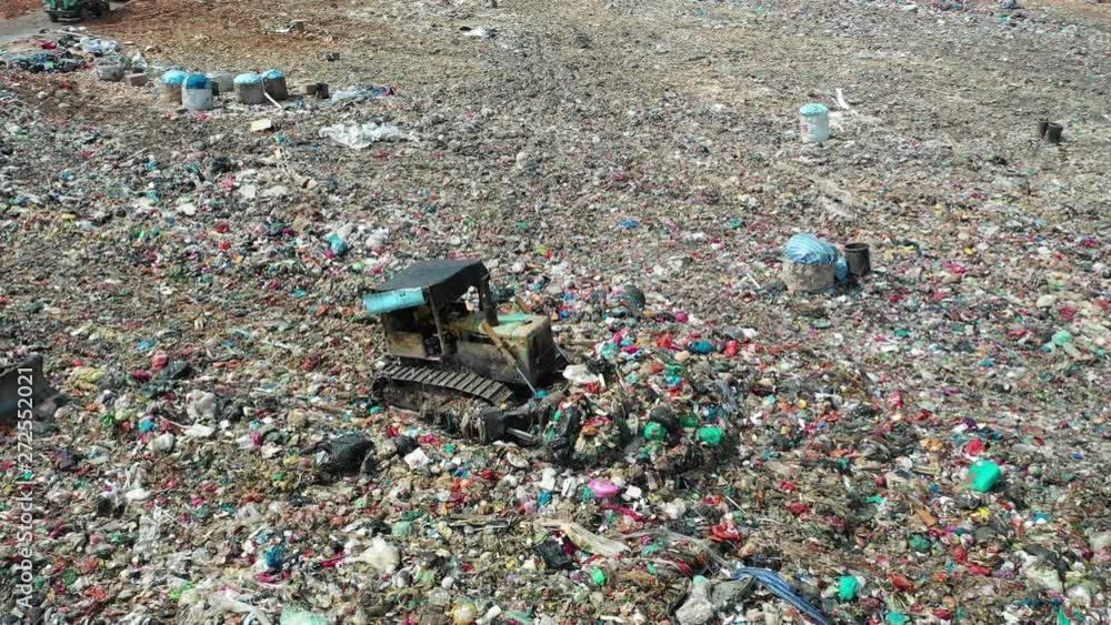 Plastic pollution crisis. Trash sent to Malaysia for recycling is ...