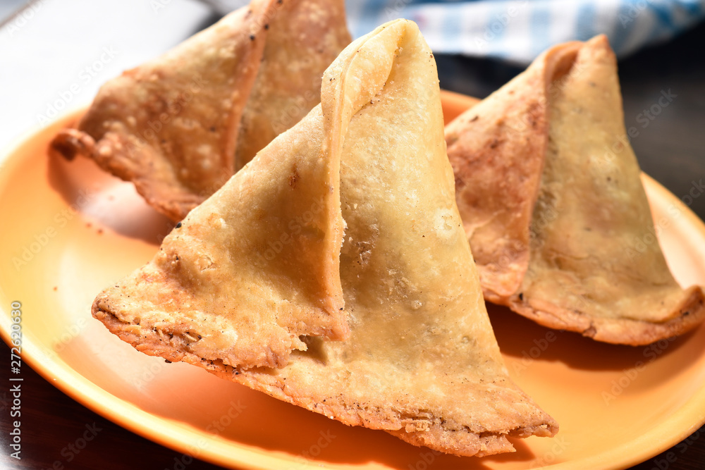 Pakistani Food Samosa