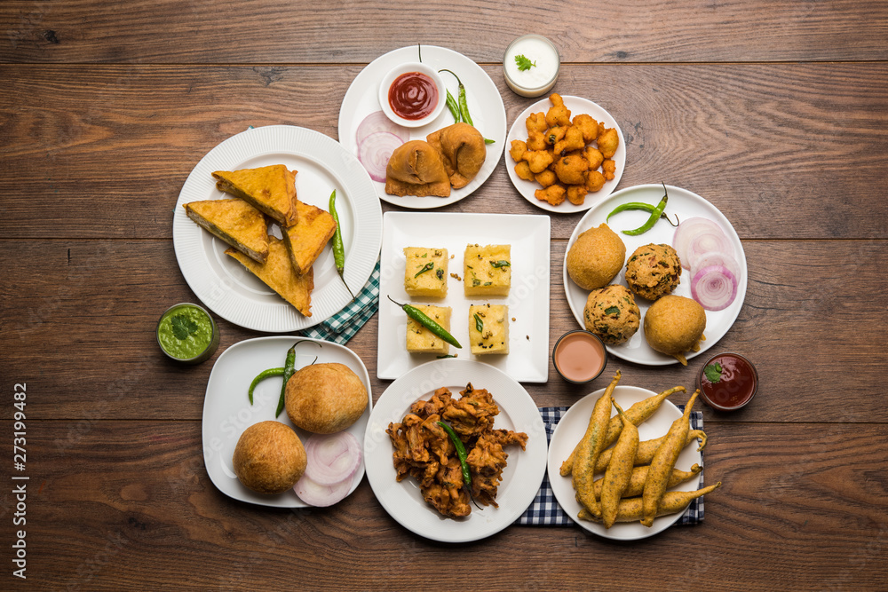 Indian Tea time snacks in group includes Veg Samosa, Kachori/kachaudi ...