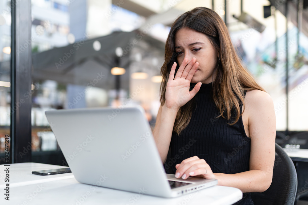 Business woman work process concept. Shocked female freelancer stares ...