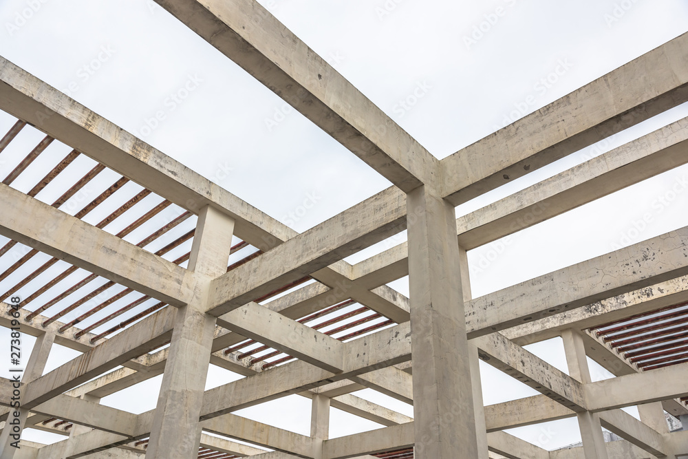 Urban modern high-rise building roof cement column beam and steel pipe ...