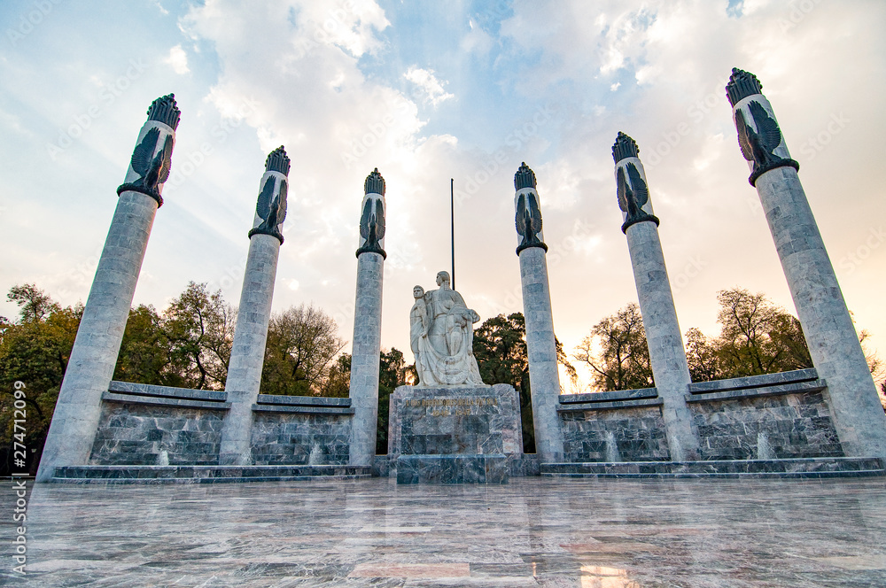 Altar a la Patria, Monumento a los Niños Héroes - Altar to the Homeland, Monument to the Boy ...