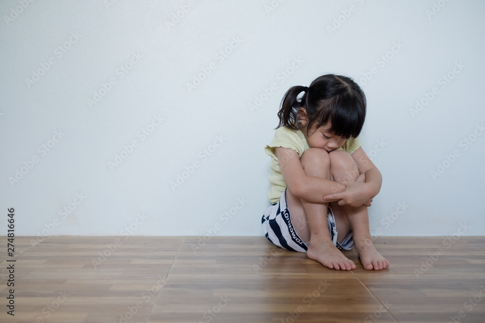 children crying, little girl cry, feeling sad, young girl unhappy Stock ...