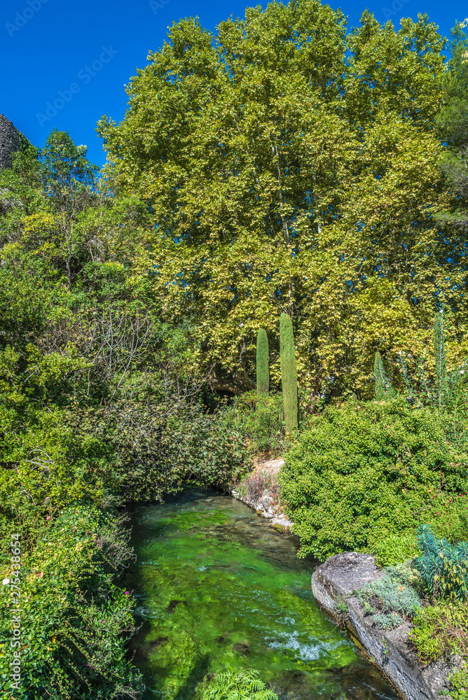 France, Provence, Vaucluse, pays des Sorgues, Fontaine de Vaucluse, the ...