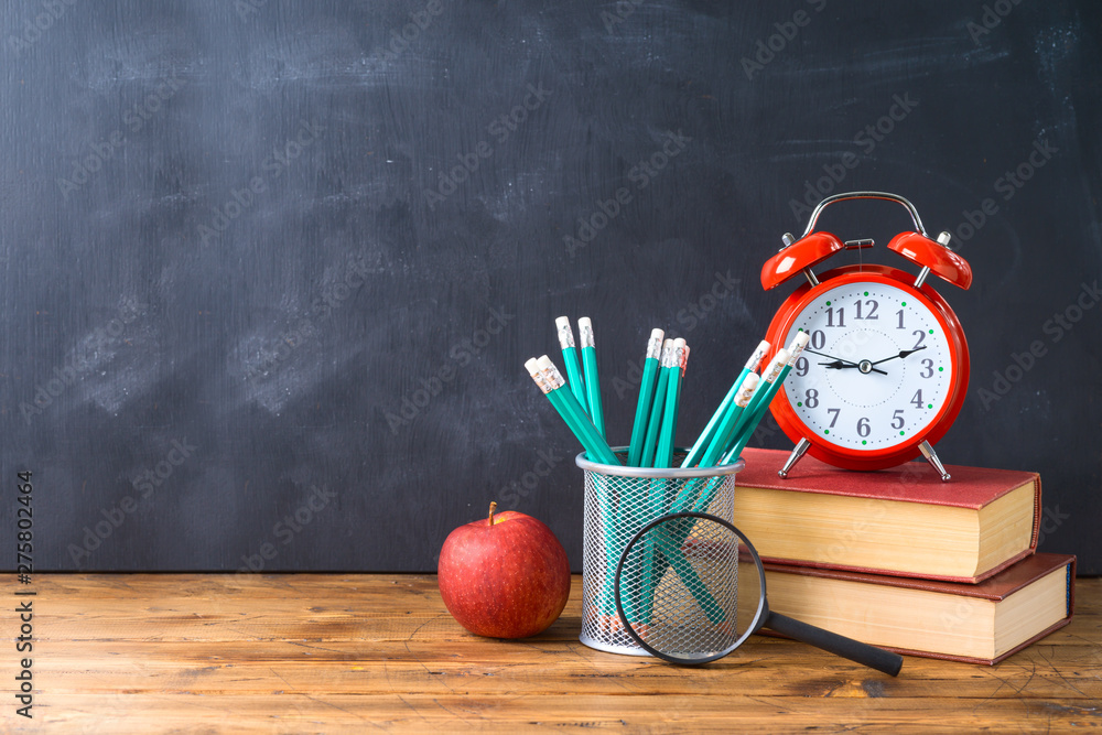 Apple Back To School Background