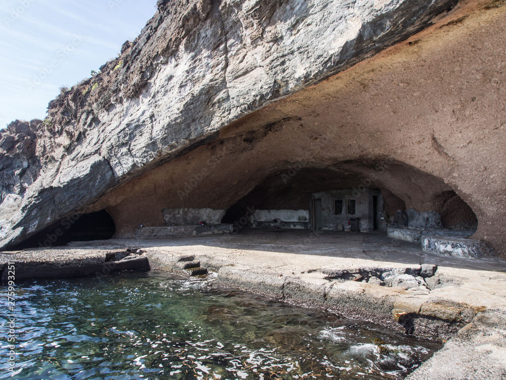Island Caves Of Italy