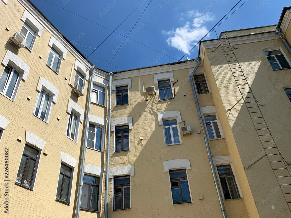 Moscow, Kazarmenny pereulok, apartment house N.G. Tarkhova and G. I ...