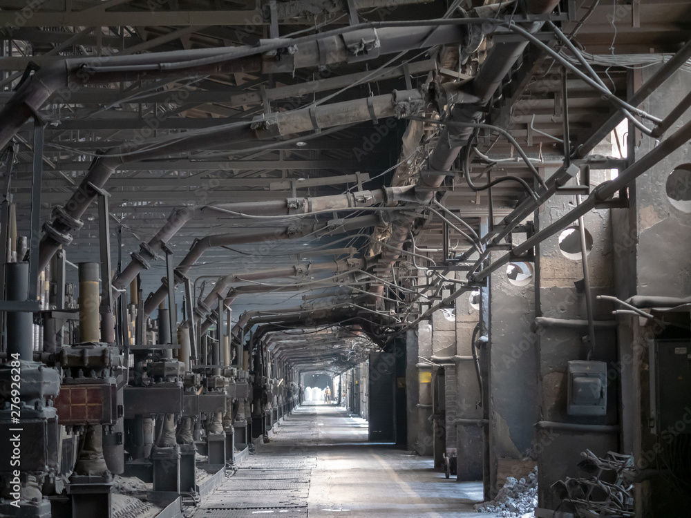 Aluminum plant. aluminum smelting bucket. Safe environmental high-tech ...