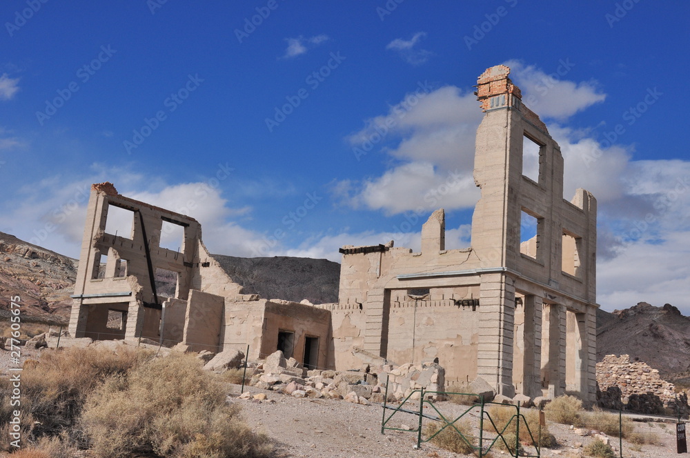 Ruins Derelict Building Structure Old Condemned Past Apocalyptic Stock ...