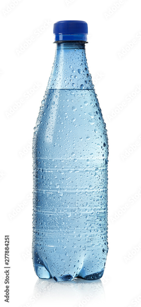 Foto de Light blue bottle of cold water with drops do Stock | Adobe Stock