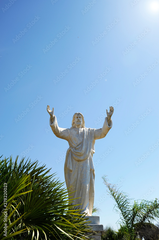 Cristo Redentor statue (Christ the Redeemer Statue). Similar to the ...