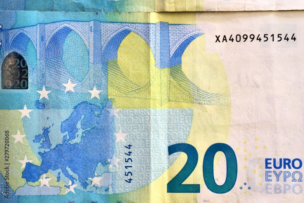 Differenz euro bank notes in a detailed close up view Stock Photo ...