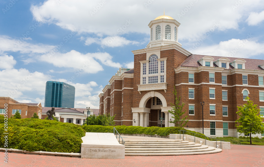 Doak Walker Plaza and Armstrong Commons at Southern Methodist ...