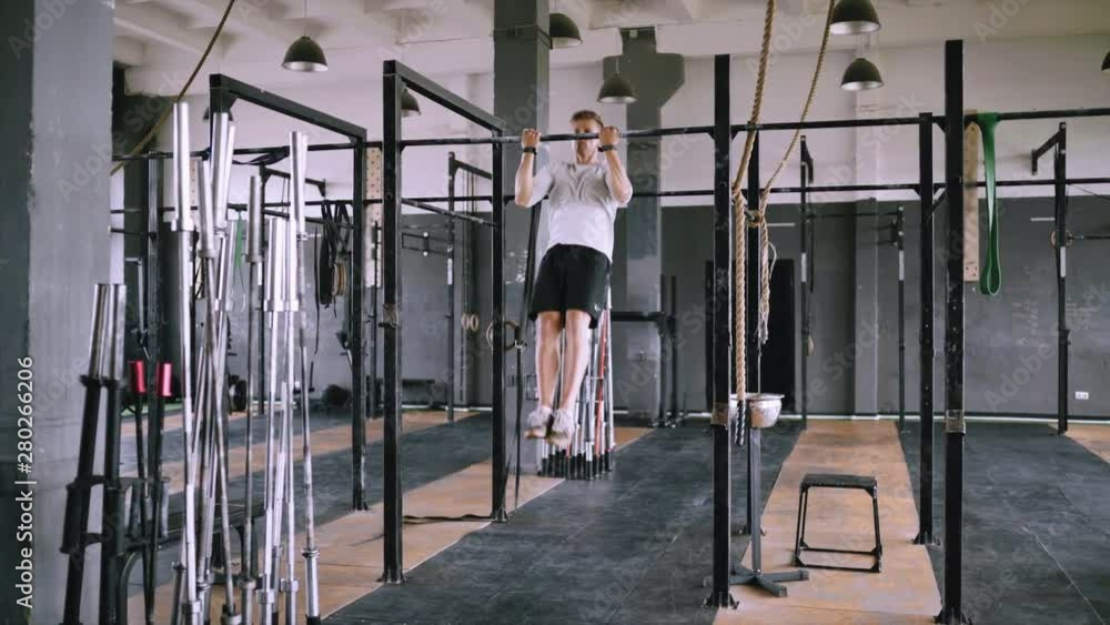 Reverse pull-ups to be fit. Best exercises in the gym. Strong middle ...