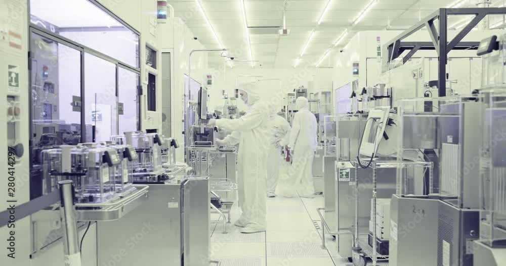 Clean room manufacturing of silicon wafers for the semiconductors ...