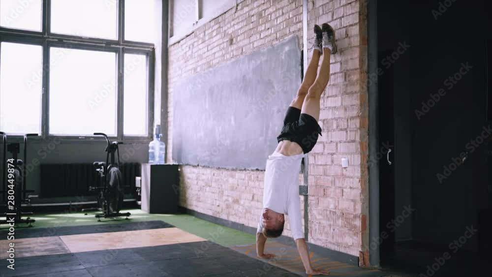 How to do handstand pushup for advanced, hand stand push ups tutorial ...