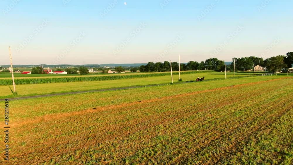 A classical horse-drawn Amish buggy ride in Lancaster County ...