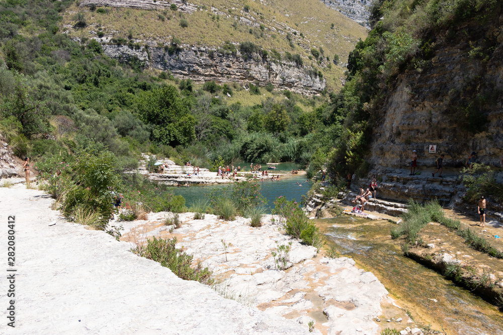 il canyon di Cava Grande del Cassibile, Sicilia Stock Photo | Adobe Stock